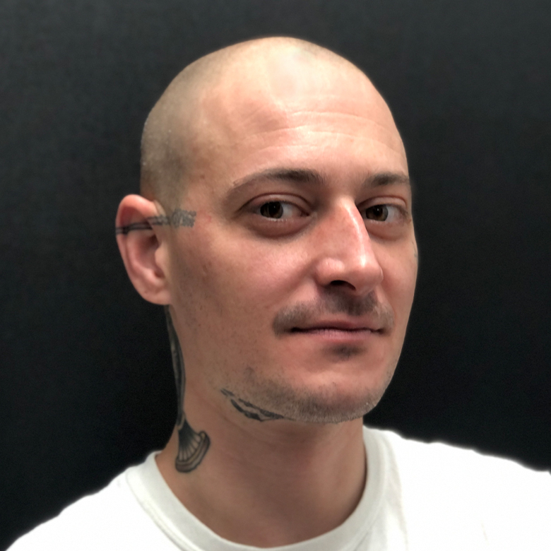 tattoostudio muenchen Theo | Surface Tattoo München